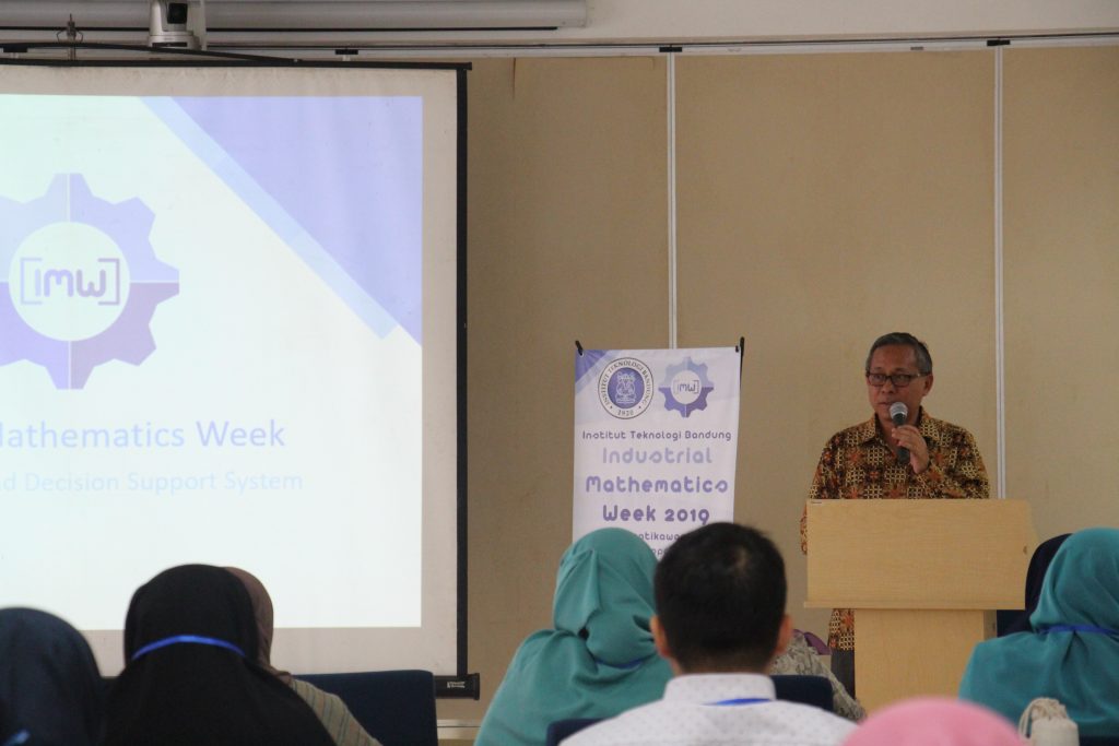 Desision Support System pada Industrial Mathematics Week 2019 – FMIPA ITB