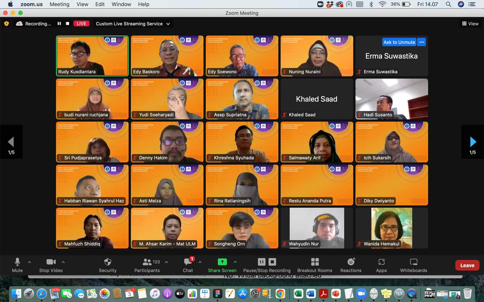 Prof. Edy Soewono memberikan kuliah di ITB Mathematics Distinguished ...