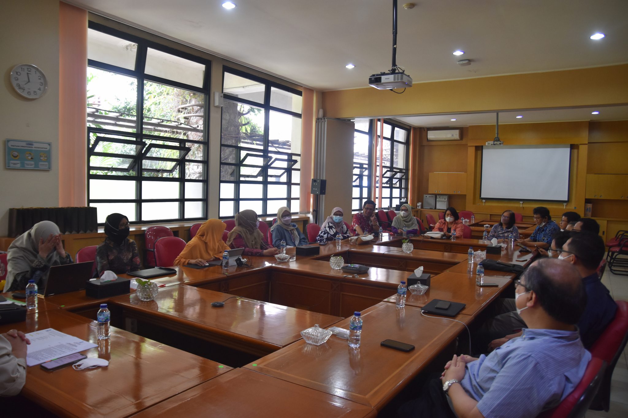 SERAH TERIMA JABATAN KETUA PROGRAM STUDI DI LINGKUNGAN FMIPA ITB ...