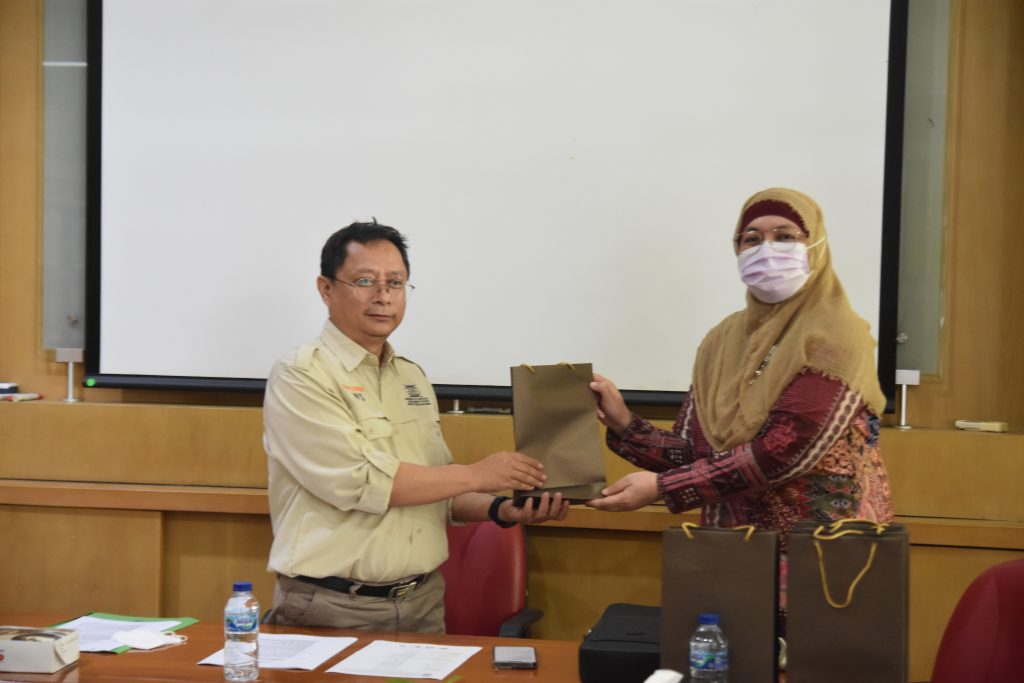 SERAH TERIMA JABATAN KETUA PROGRAM STUDI DI LINGKUNGAN FMIPA ITB ...
