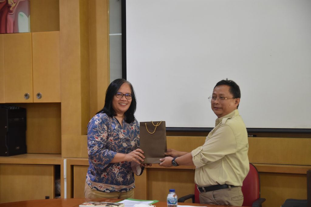 SERAH TERIMA JABATAN KETUA PROGRAM STUDI DI LINGKUNGAN FMIPA ITB ...