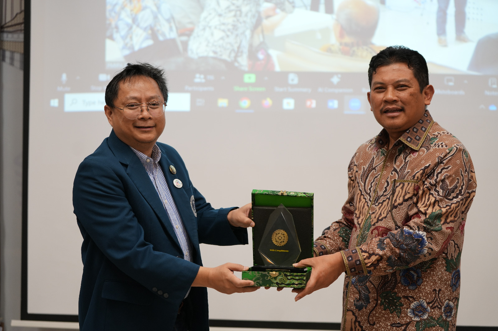 Kuliah Umum “Mengenal Lebih Dekat Jaminan Kesehatan Nasional (JKN) di Indonesia” – FMIPA ITB