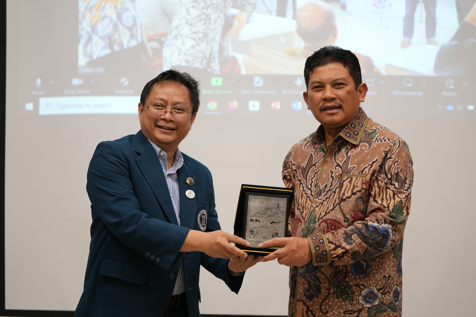 Kuliah Umum “Mengenal Lebih Dekat Jaminan Kesehatan Nasional (JKN) di Indonesia” – FMIPA ITB